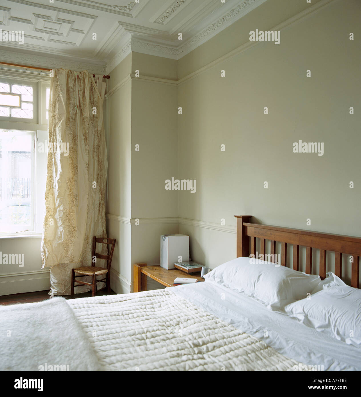 Classic room with plaster decorations hi-res stock photography and ...