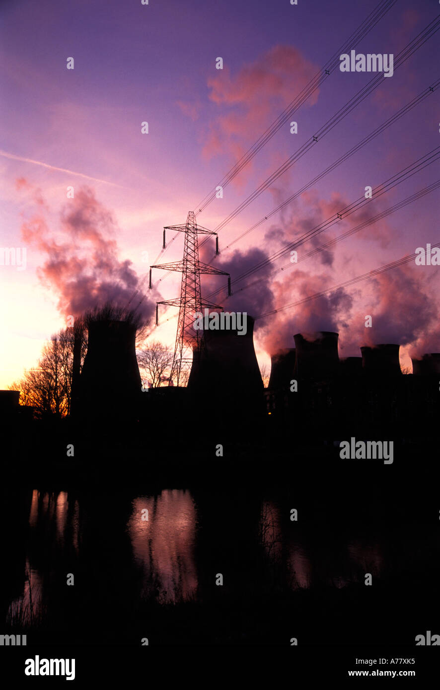 Ferrybridge ‘C’ Power Station, Ferrybridge, West Yorkshire, England, UK ...