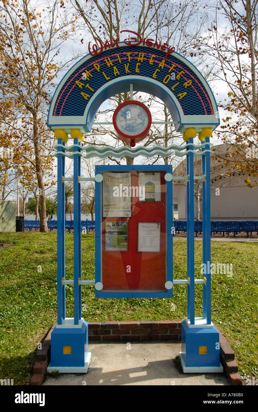 Walt disney amphitheatre hi-res stock photography and images - Alamy