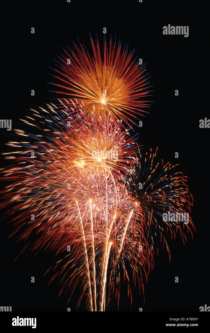 Exploding fireworks starburst hi-res stock photography and images - Alamy
