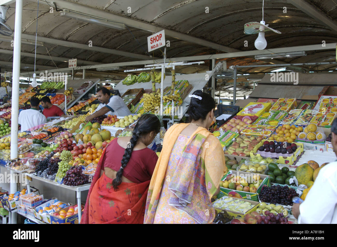 Dubai Market Vegetables High Resolution Stock Photography and Images ...