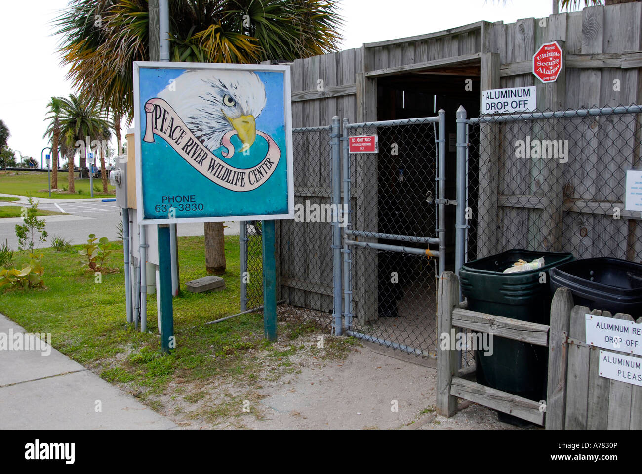 Peace river wildlife center hi-res stock photography and images - Alamy