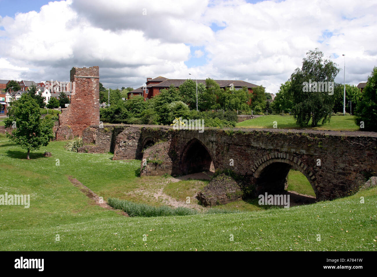 UK Devon Exeter Medieval Bridge Stock Photo - Alamy