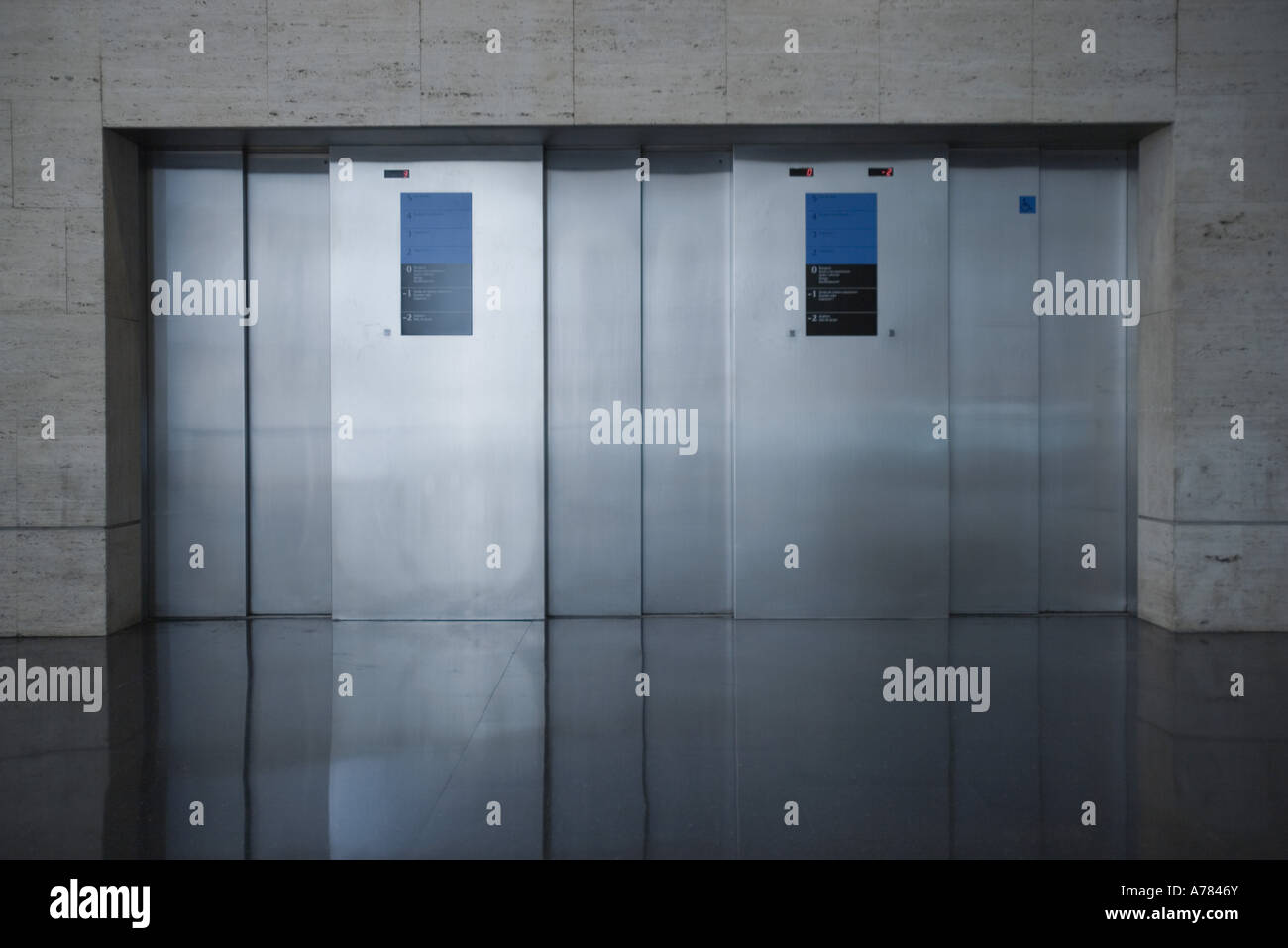 Space elevators hi-res stock photography and images - Alamy