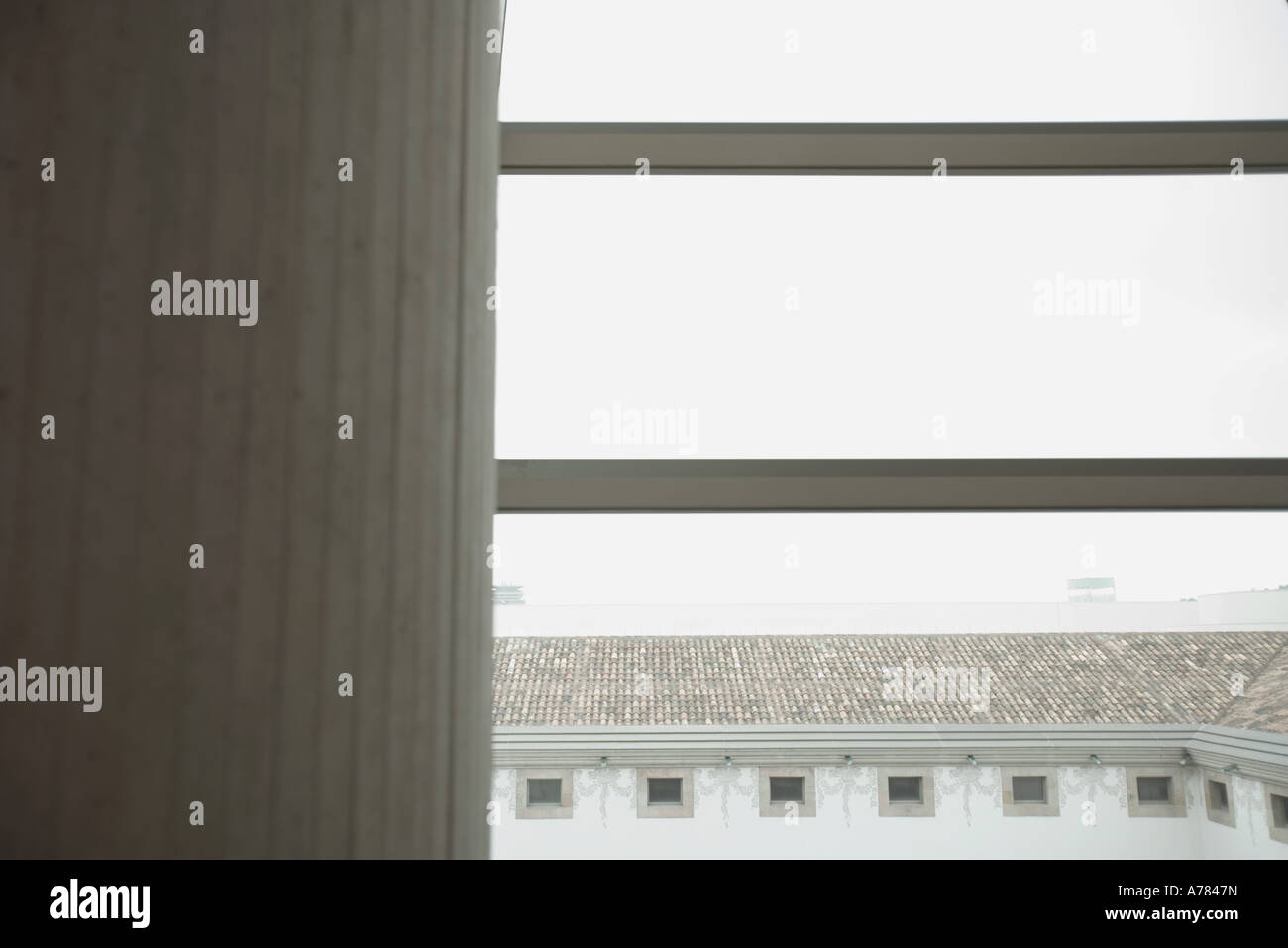 Architectural view of column and courtyard Stock Photo - Alamy