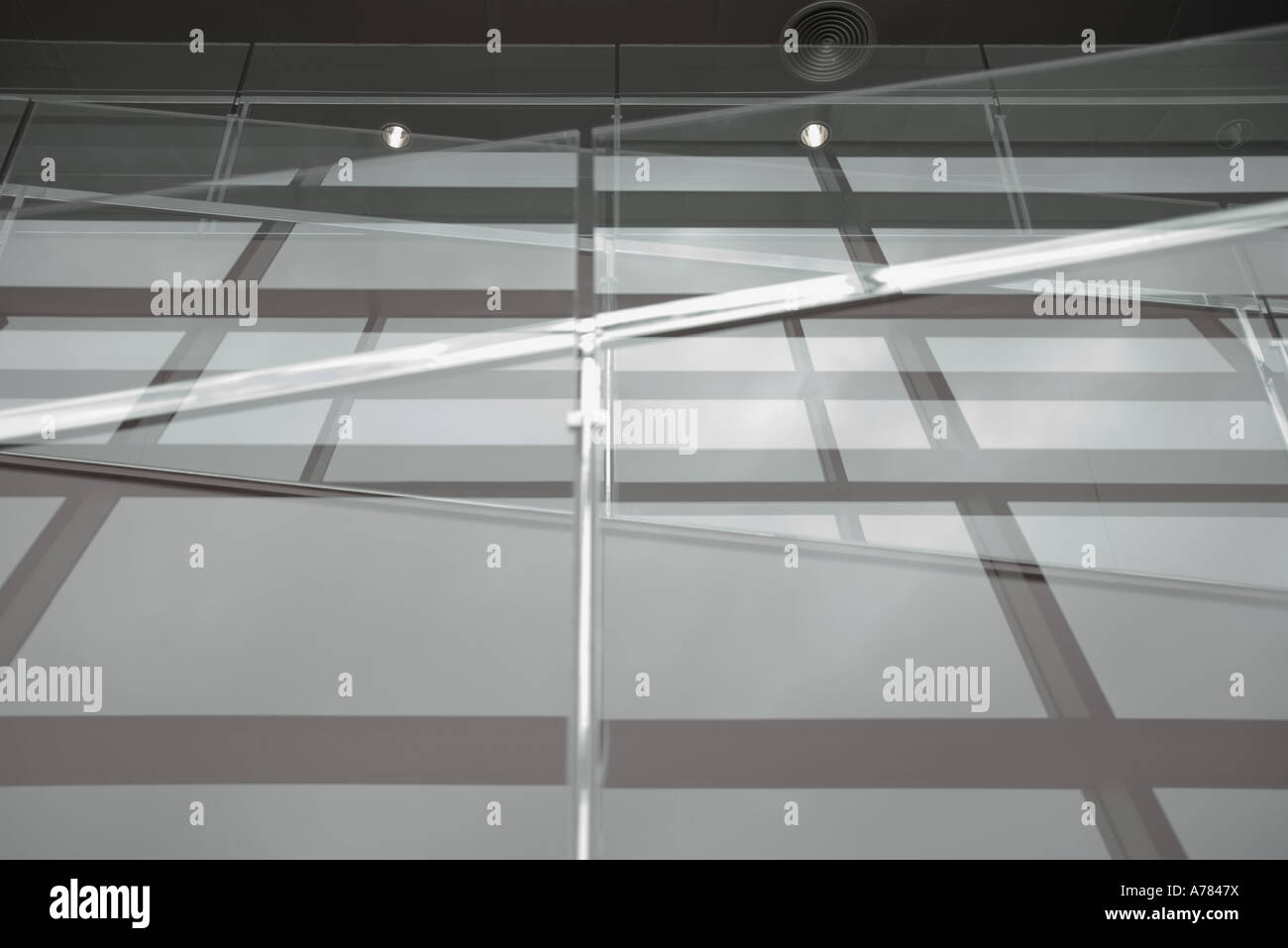 Diagonals Architecture High Resolution Stock Photography and Images - Alamy