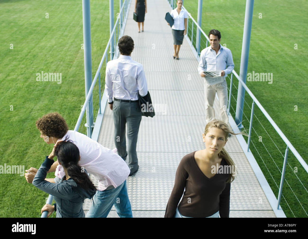 Crowded walkways hi-res stock photography and images - Alamy