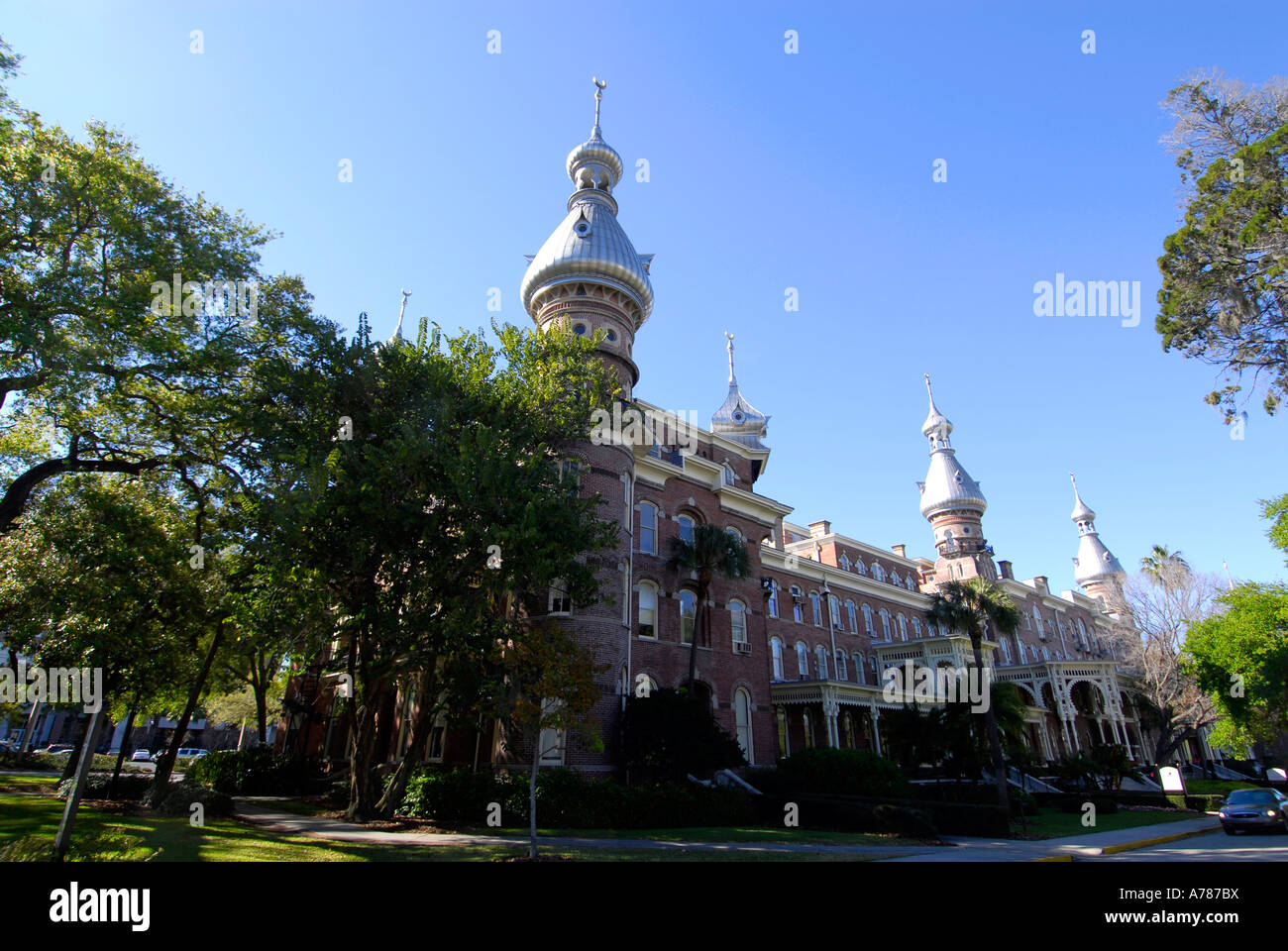 Henry b plant hall hi-res stock photography and images - Alamy
