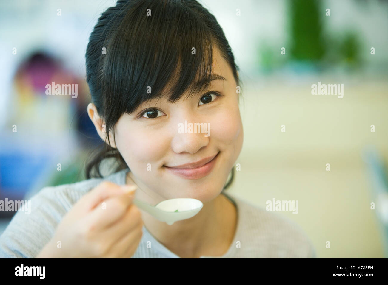 Tilted spoon hi-res stock photography and images - Alamy