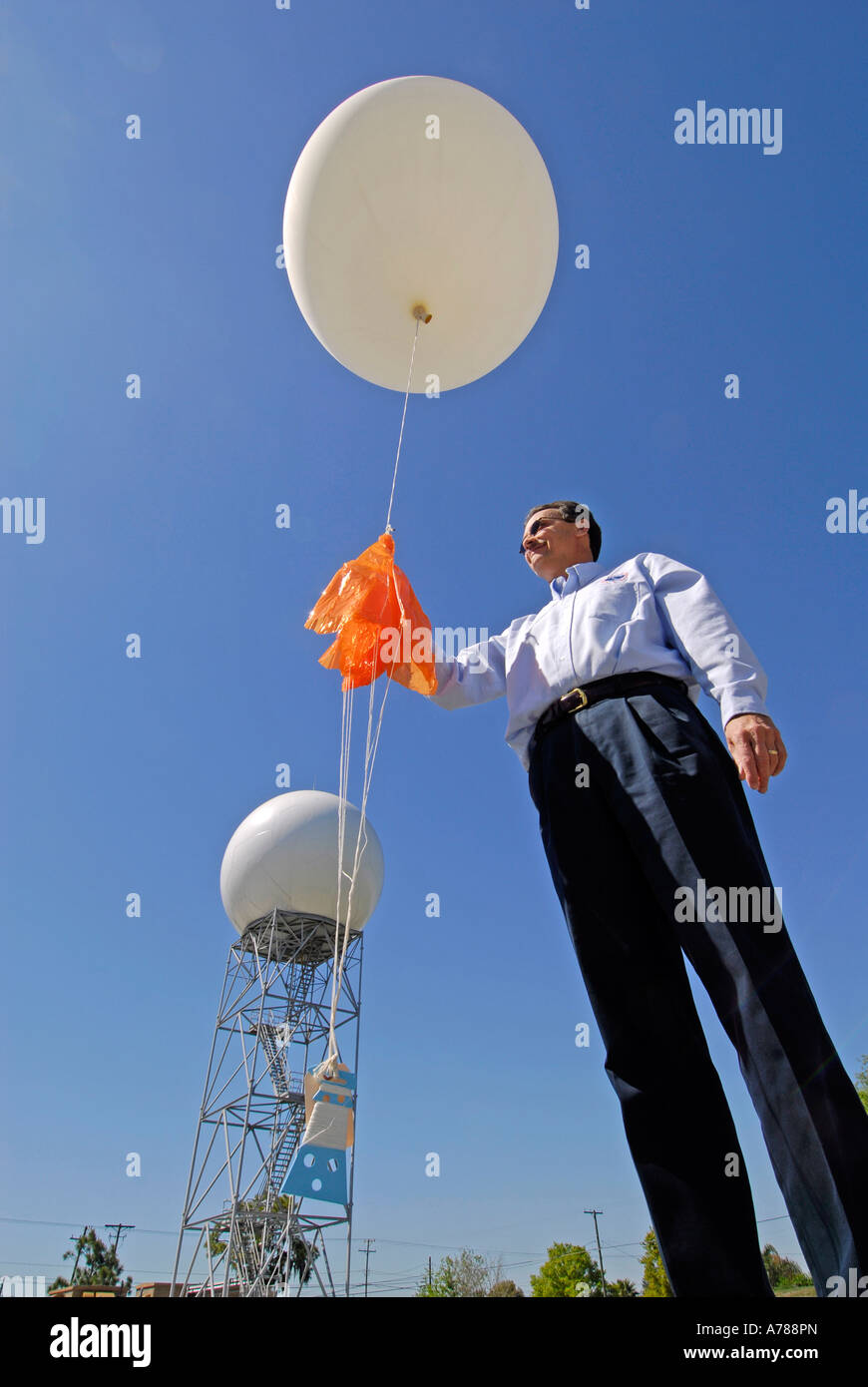 Doppler Radar Station Ruskin Florida with meterorologist launching of a ...