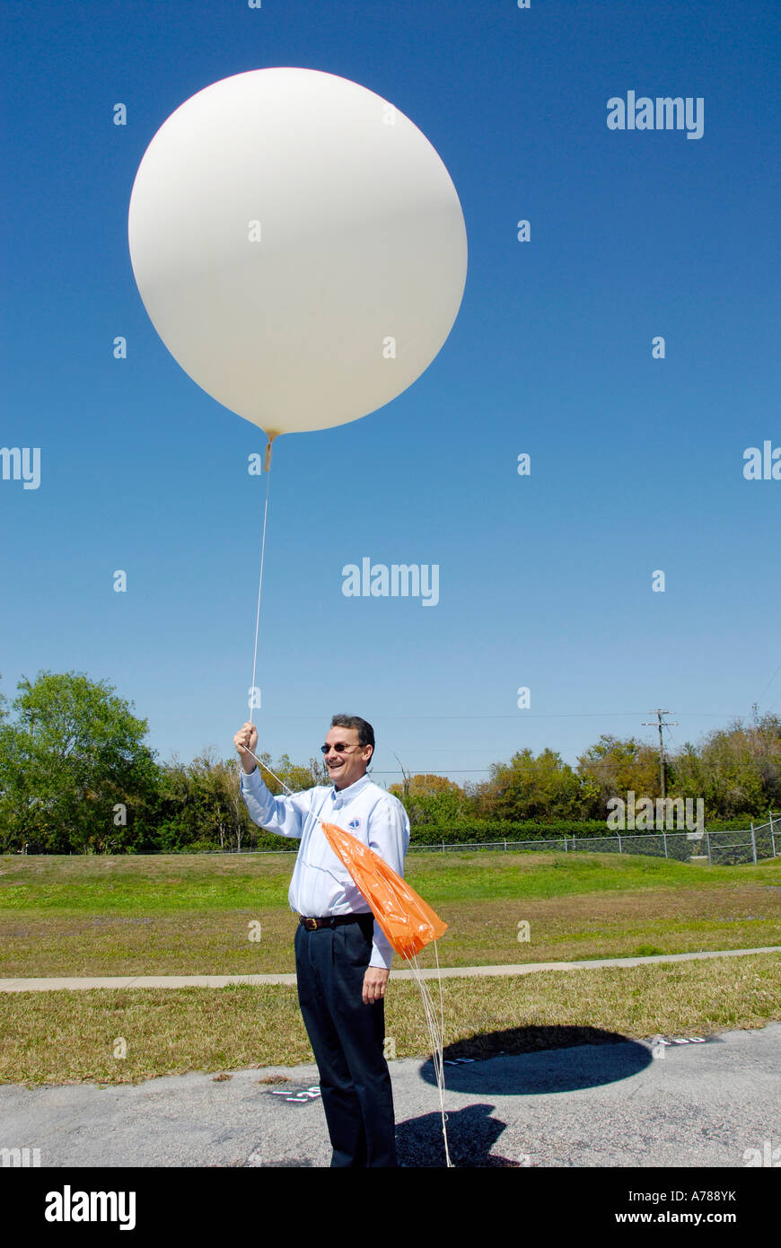 Doppler Radar Station Ruskin Florida Stock Photo - Alamy