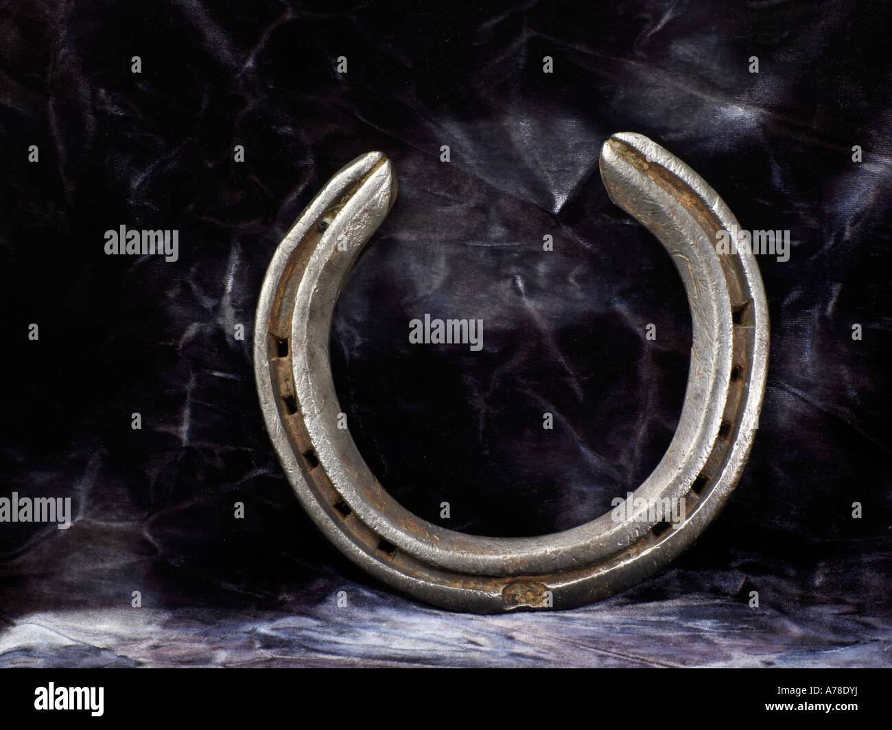 Good luck horseshoe hi-res stock photography and images - Alamy