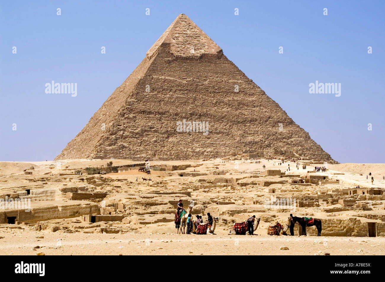 Tourists at the Pyramids Giza Cairo Egypt Stock Photo - Alamy