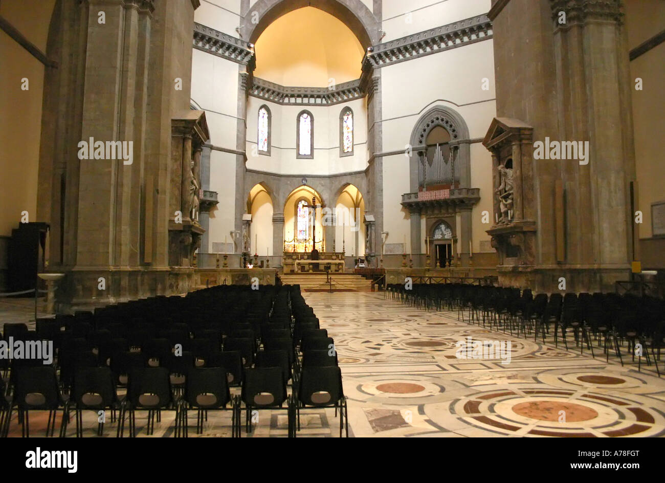 Interior view of the domo cathedral of Florence Stock Photo - Alamy