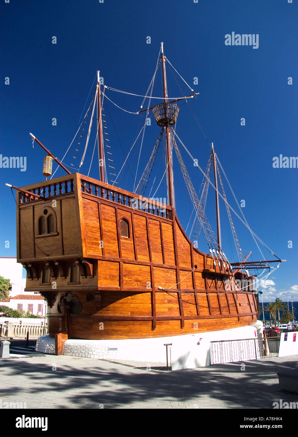 María de la cruz hi-res stock photography and images - Alamy