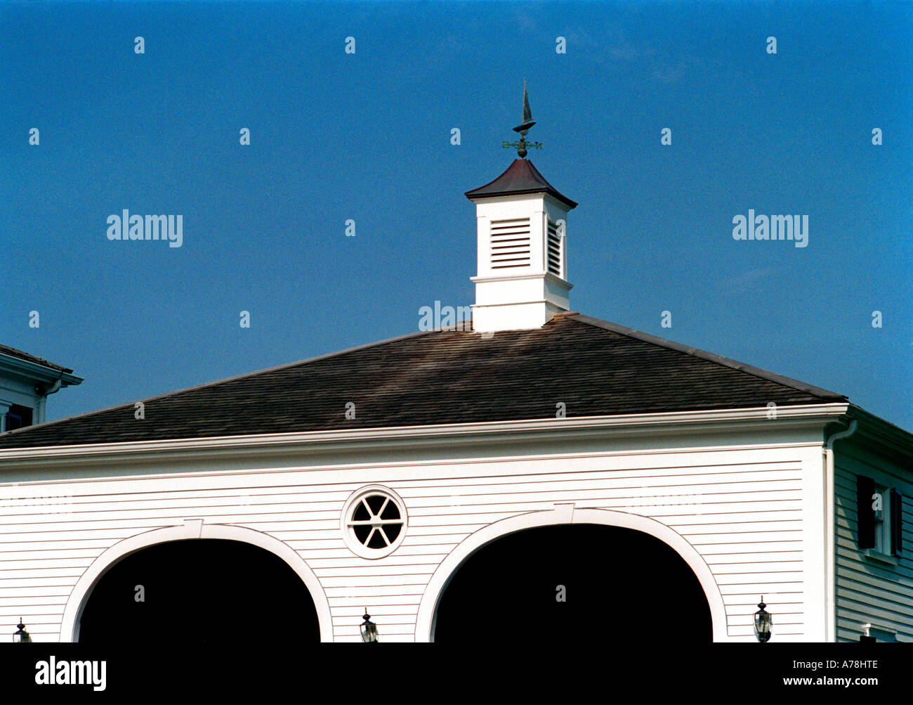 Cape cod cladding hi-res stock photography and images - Alamy