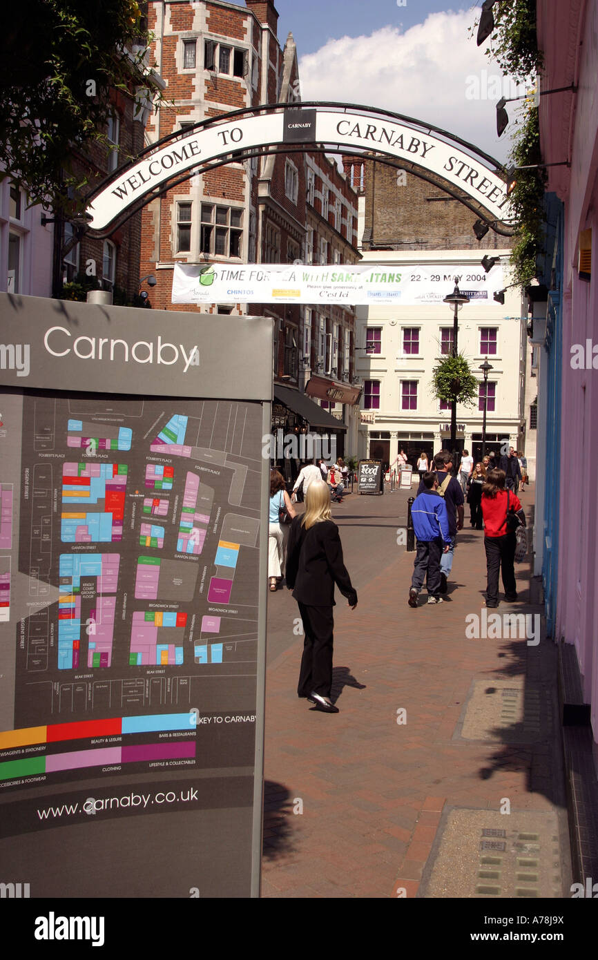 Carnaby street 1960s hi-res stock photography and images - Alamy