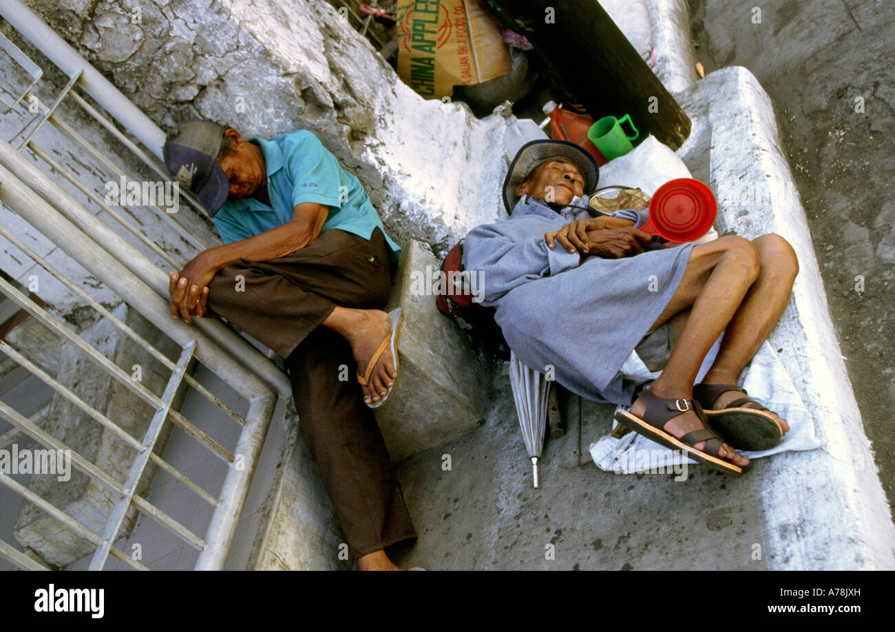 Philippines homeless hi-res stock photography and images - Alamy