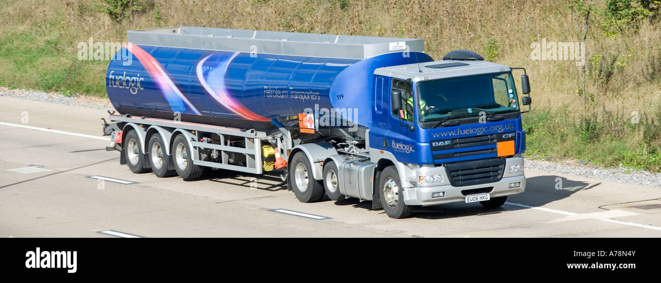 Fuelogic fuel tanker trailer & Daf lorry Stock Photo - Alamy