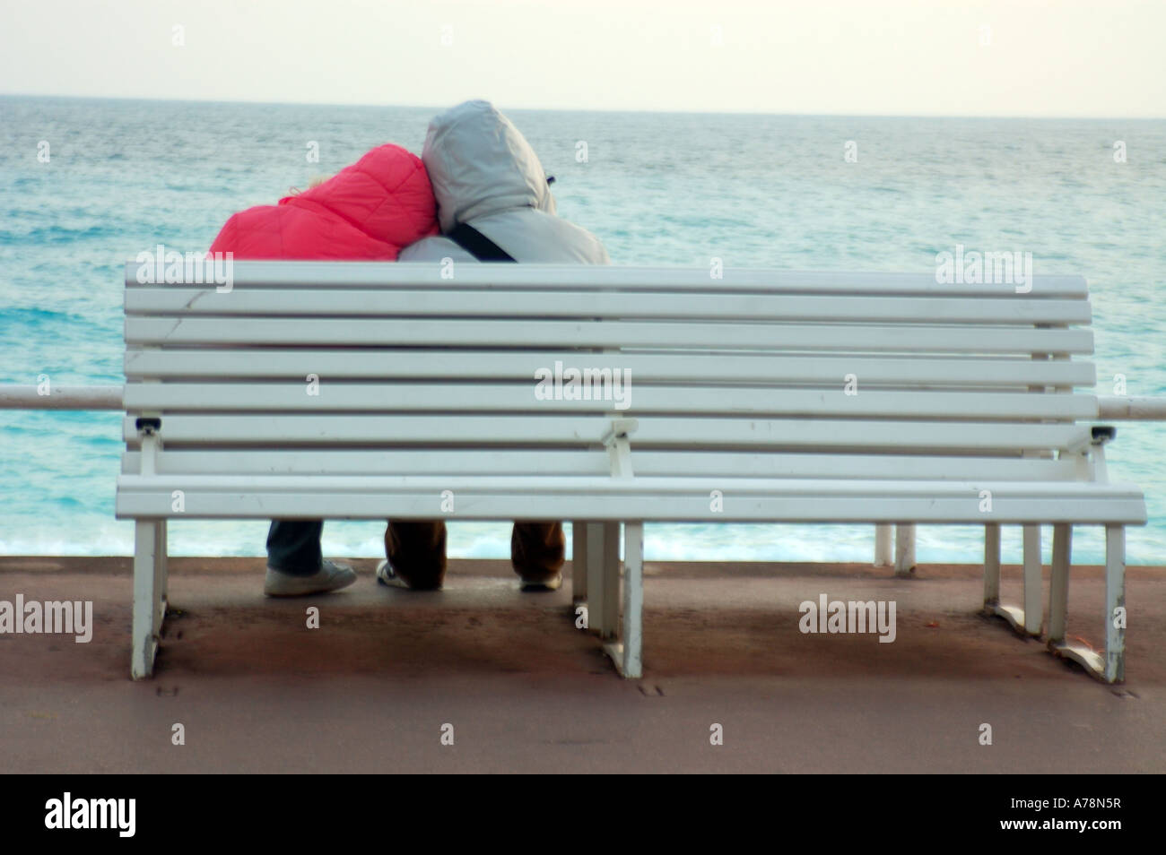 to split one's sides Stock Photo - Alamy