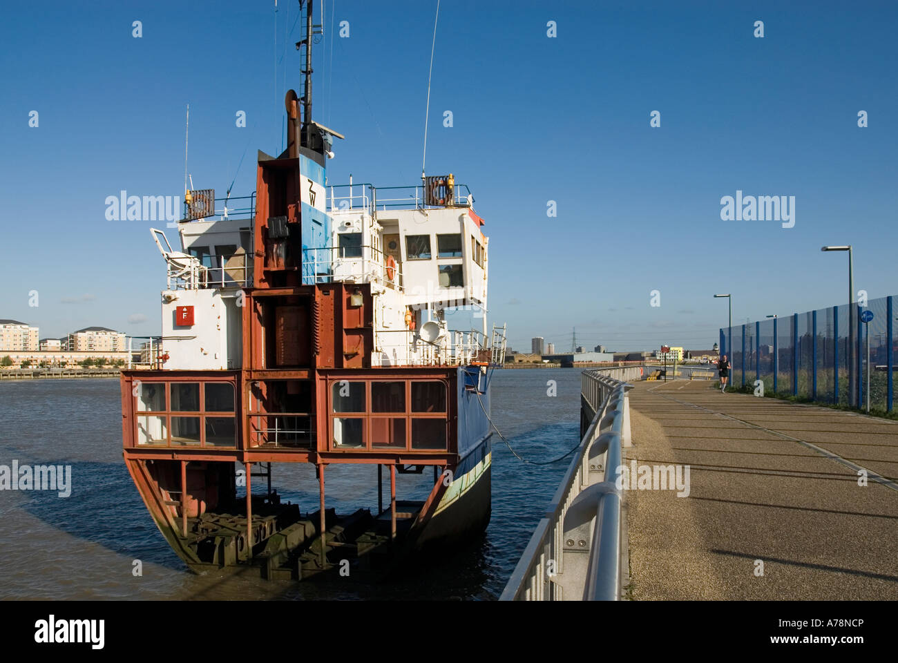 River Thames Slice of Reality cutaway section of ships hull & bridge ...