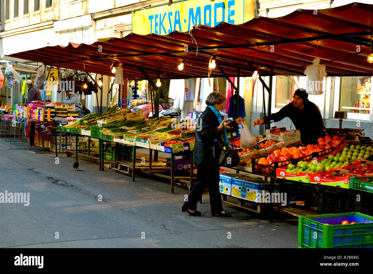Brunnenmarkt hi-res stock photography and images - Alamy