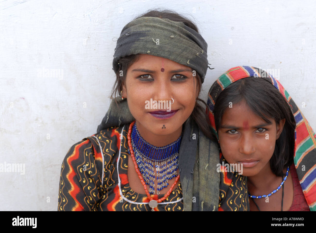 2 Girls in the holy city of Pushkar Rajasthan India Stock Photo - Alamy