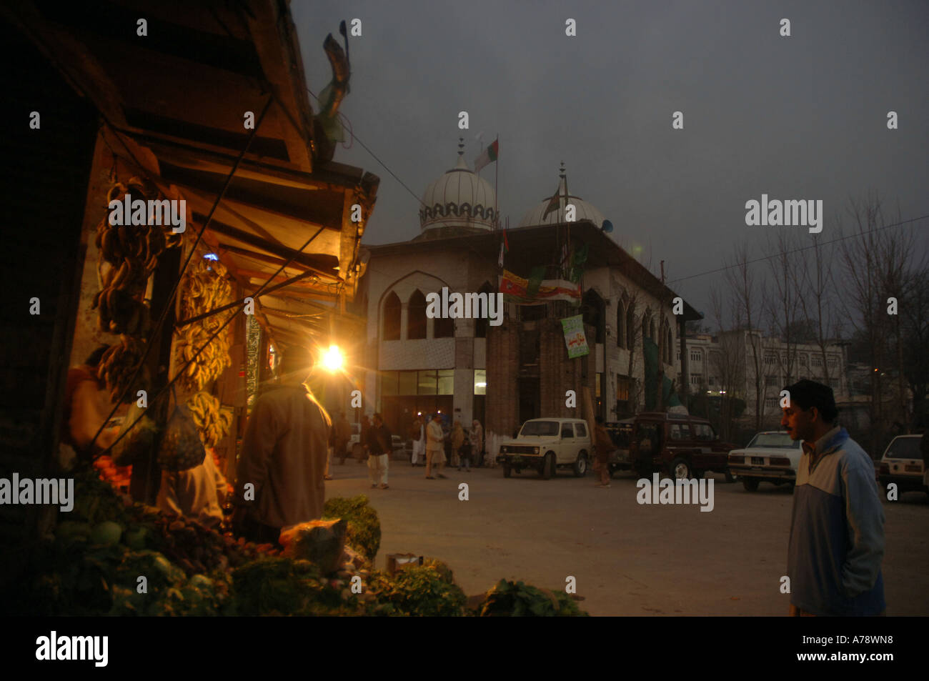 Shops selling fruit, vegetables and Naswar in Muzaffarabad, Kashmir ...
