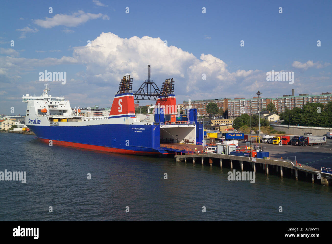 Ro ro freight hi-res stock photography and images - Alamy