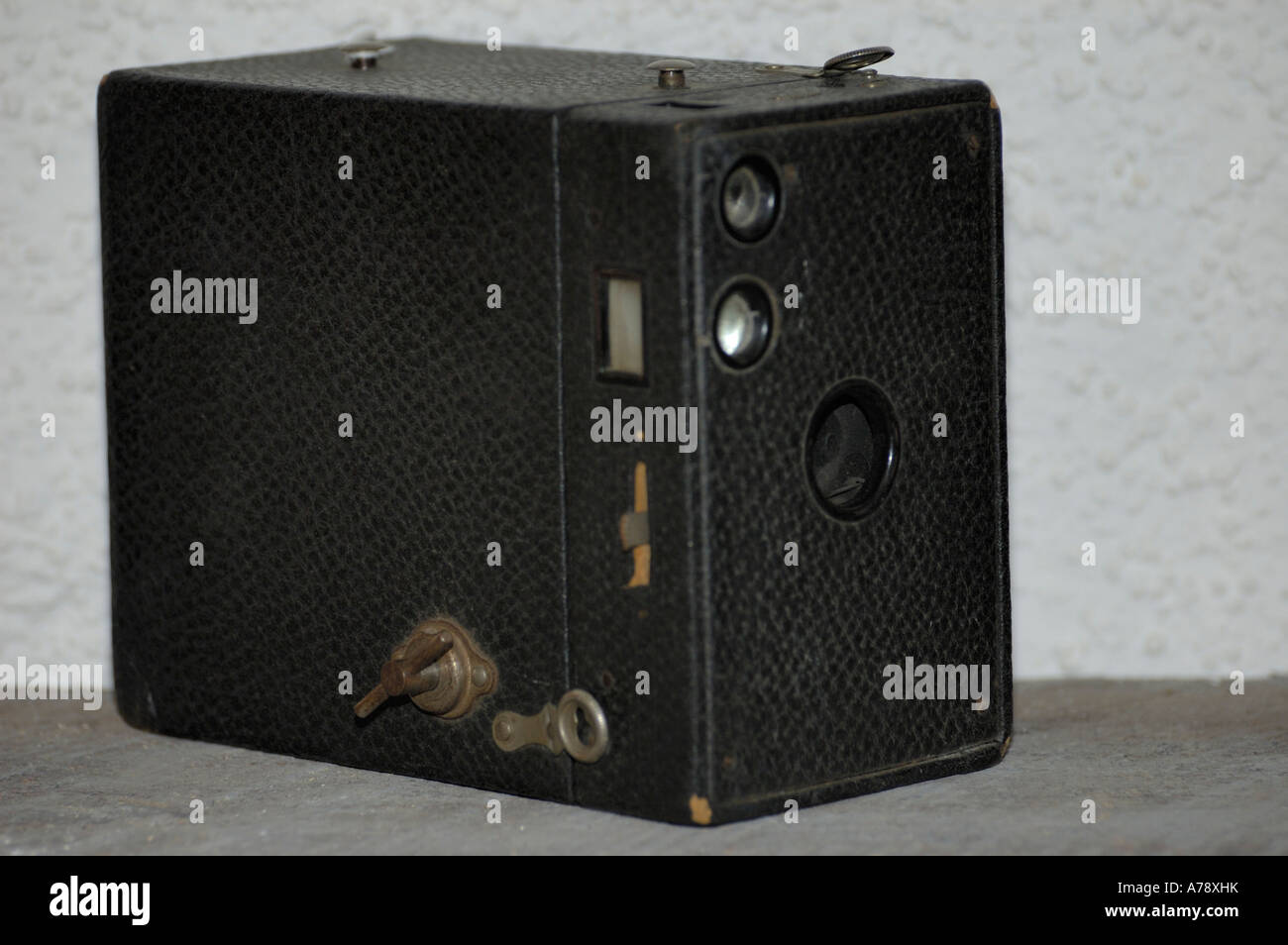 Mid century camera hi-res stock photography and images - Alamy