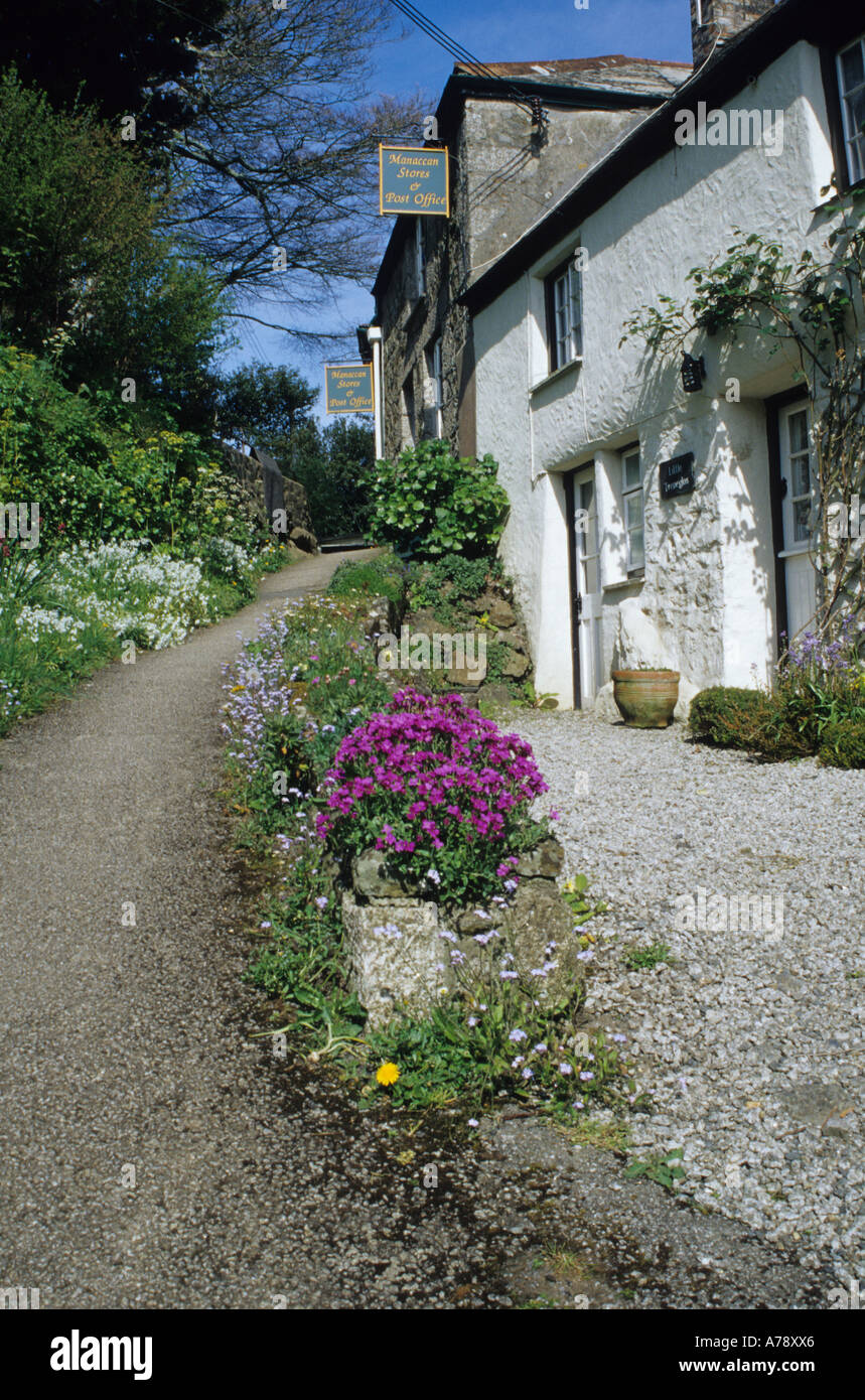 Manaccan cornwall hi-res stock photography and images - Alamy
