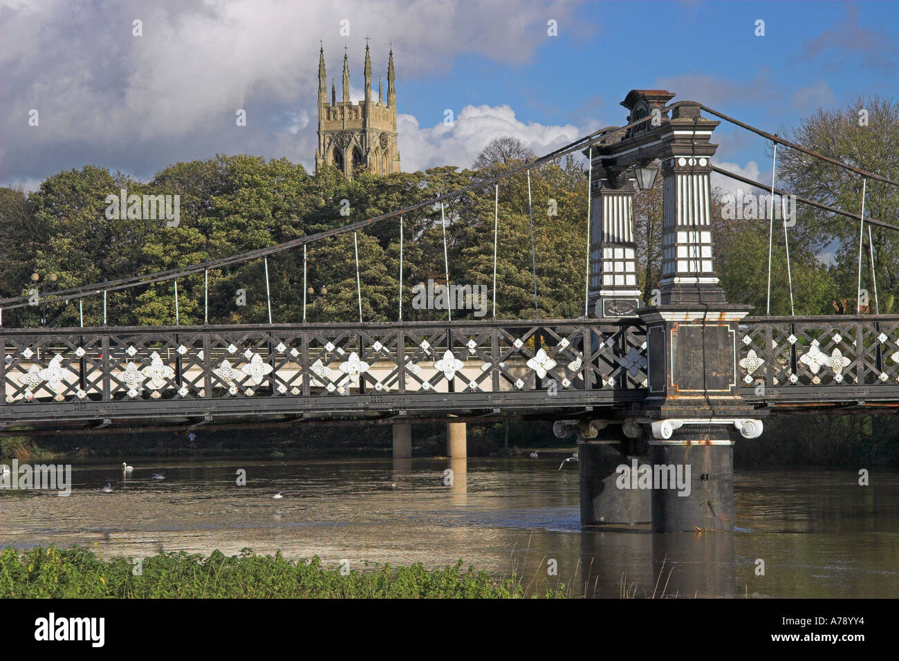The Ferry Bridge over the River Trent, Stapenhill, Burton upon Trent ...