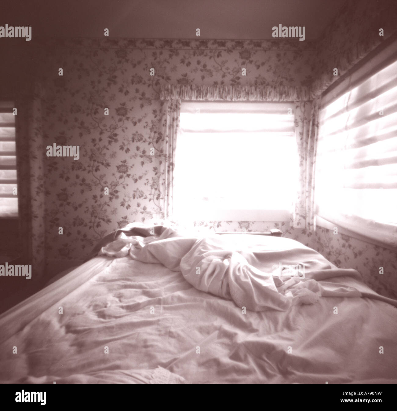 Un made bed hi-res stock photography and images - Alamy