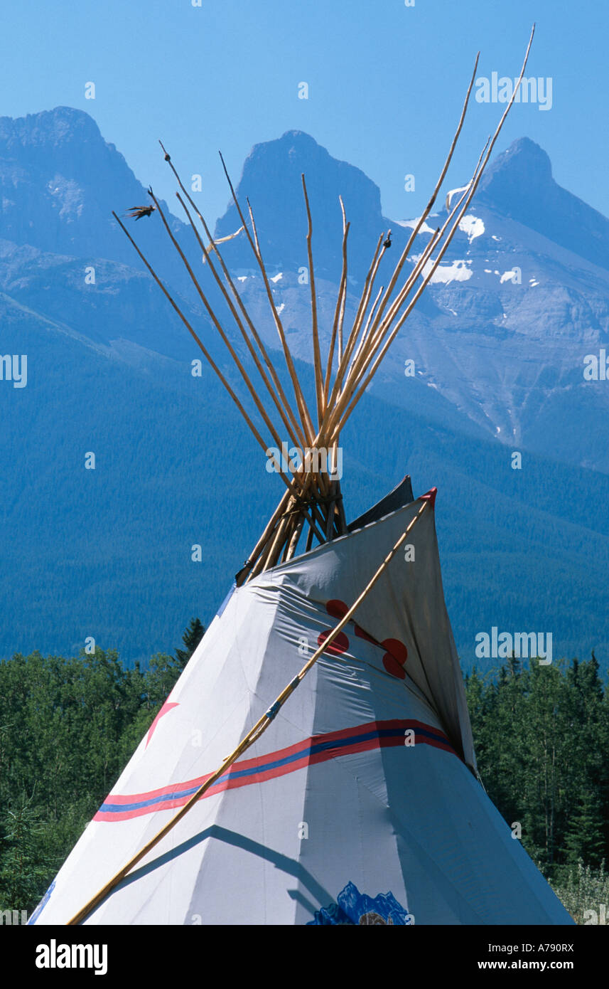 Rocky mountains canada native americans hi-res stock photography and ...