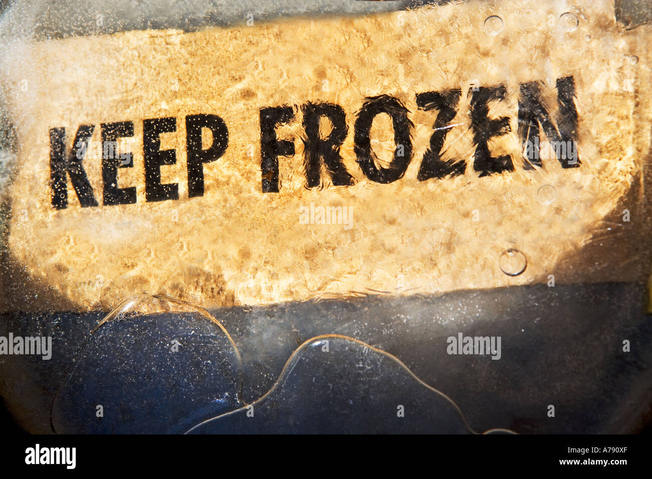 KEEP FROZEN SIGN Stock Photo - Alamy