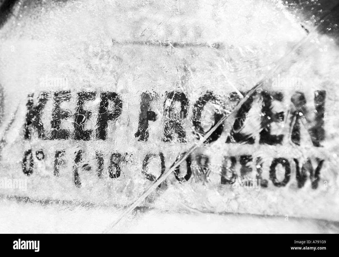 KEEP FROZEN SIGN Stock Photo - Alamy