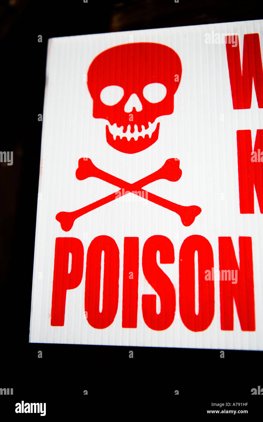 Poison bait warning hi-res stock photography and images - Alamy