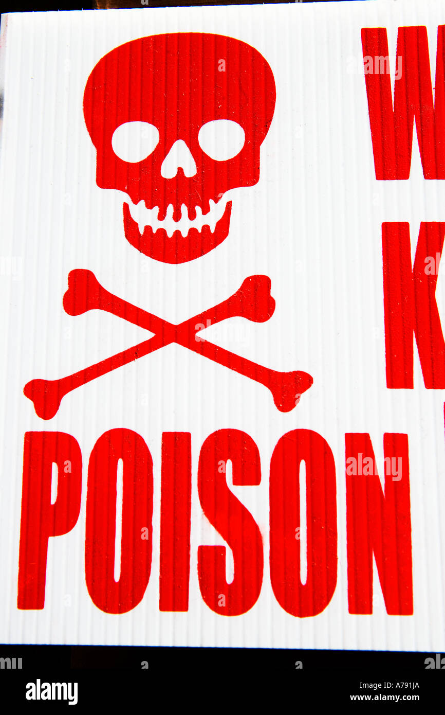 Poison bait warning hi-res stock photography and images - Alamy