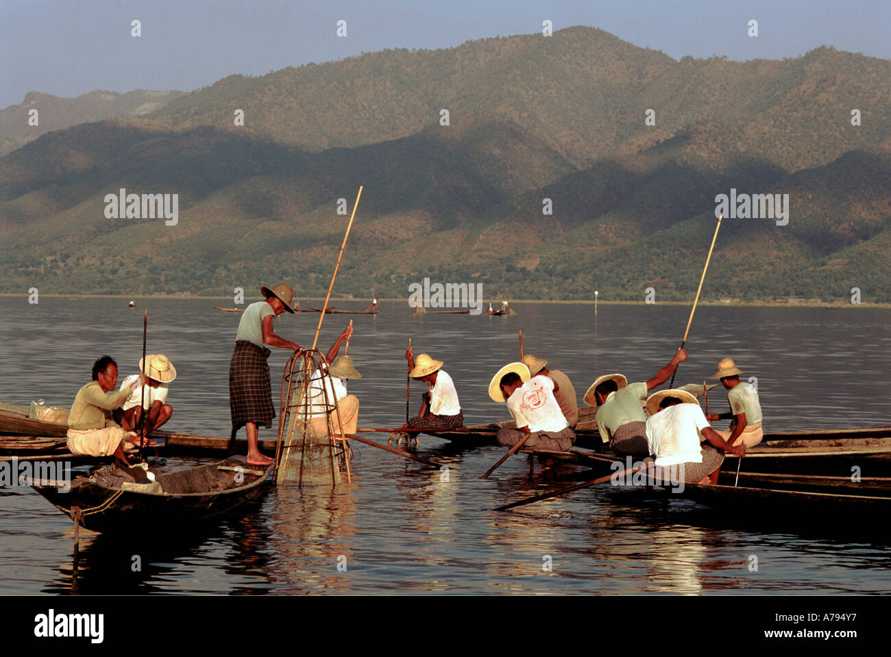 Myanmar Inle Lake Intha Fishermen Stock Photo - Alamy