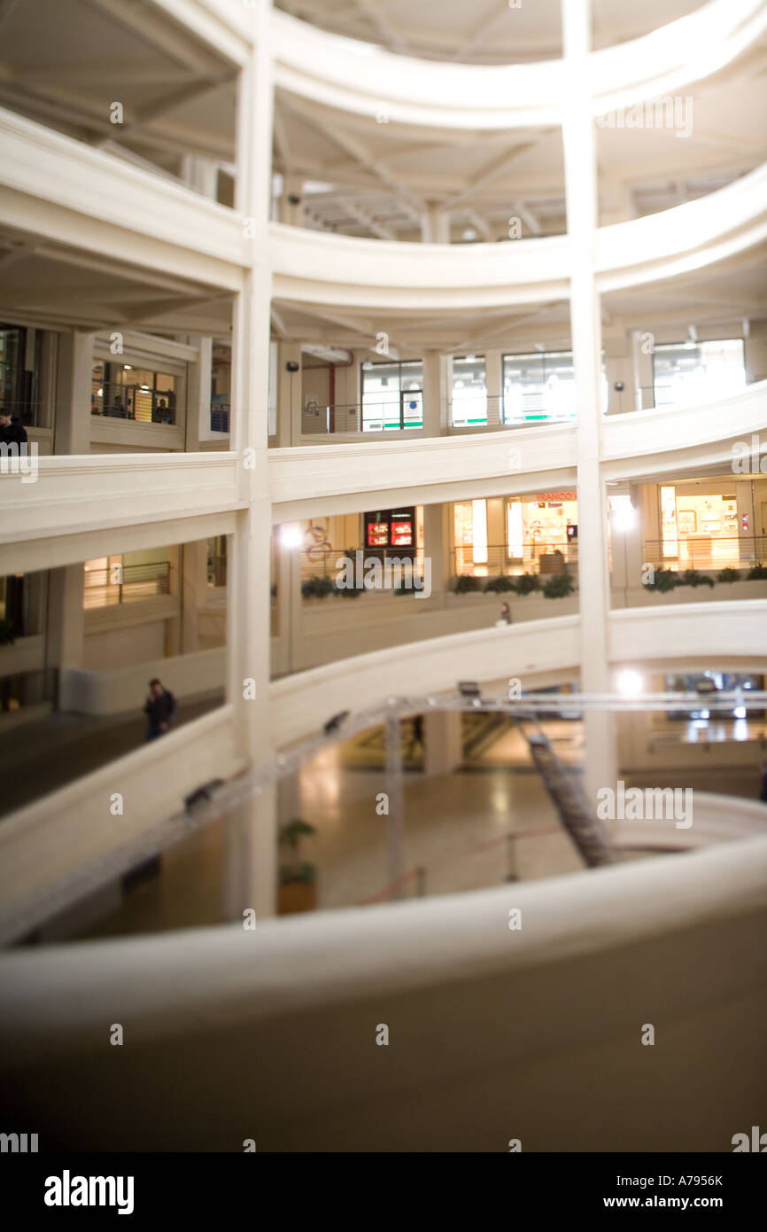 Interior lingotto ramp in torino hi-res stock photography and images ...