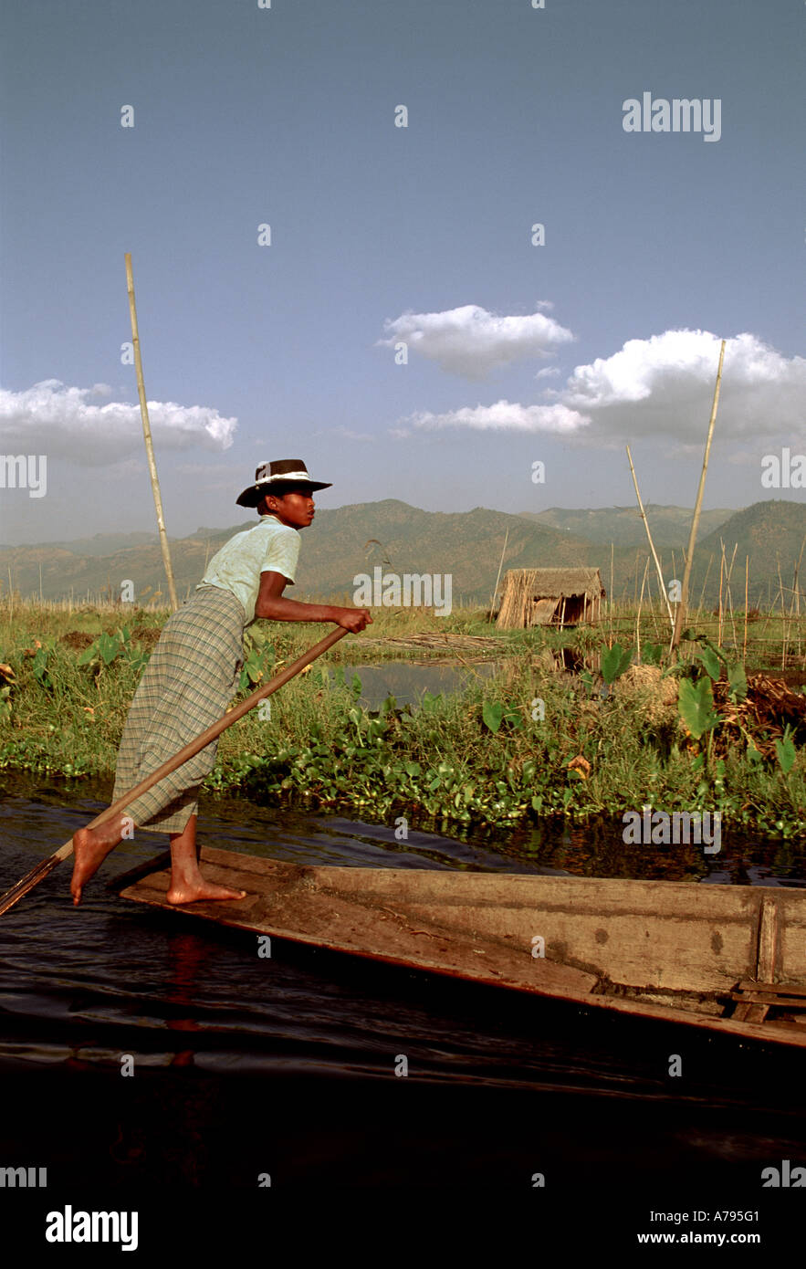 Myanmar Inle Lake Floating Garden Stock Photo - Alamy