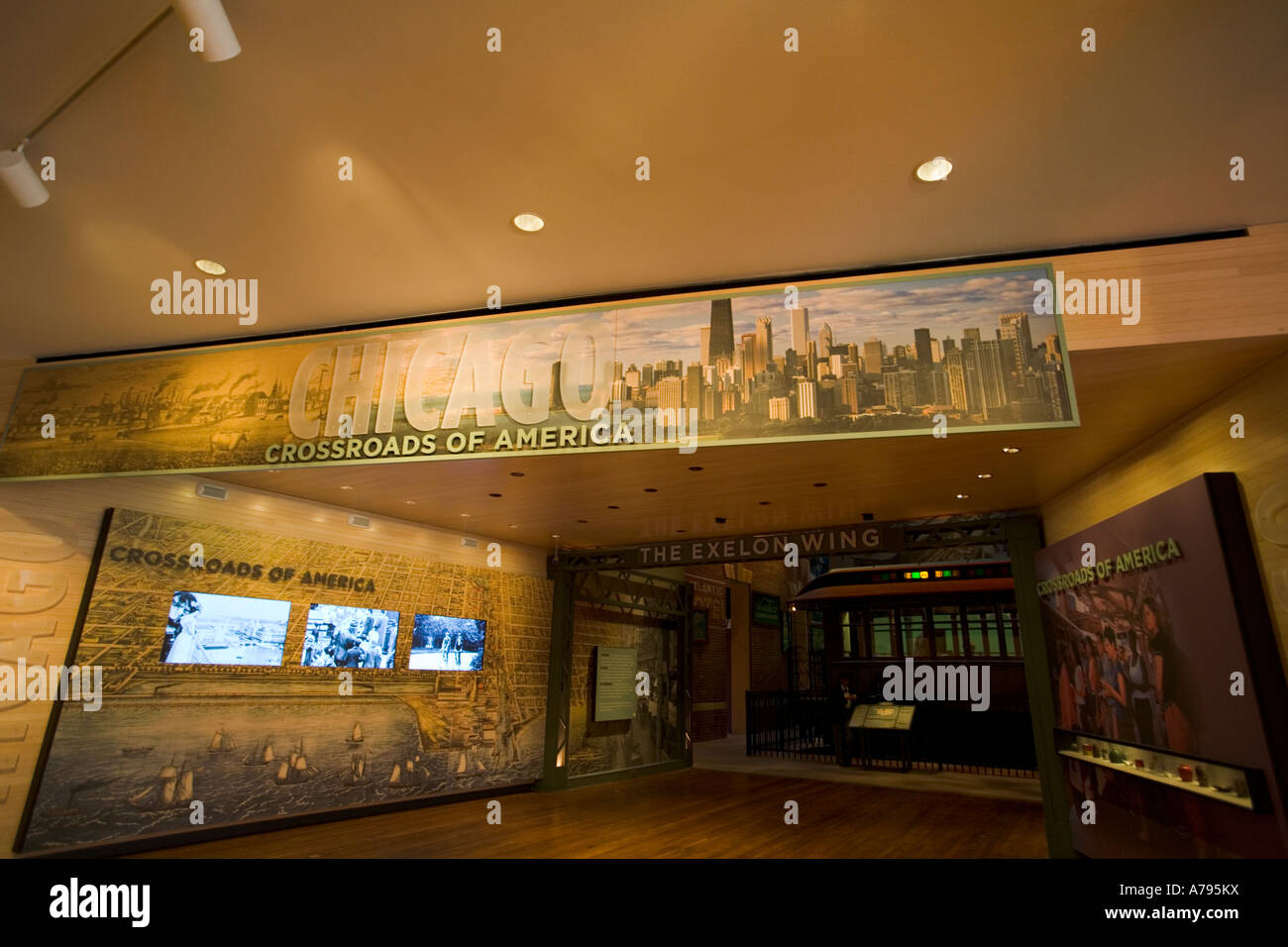 CHICAGO Illinois Interior of Chicago Historical Society museum entrance ...