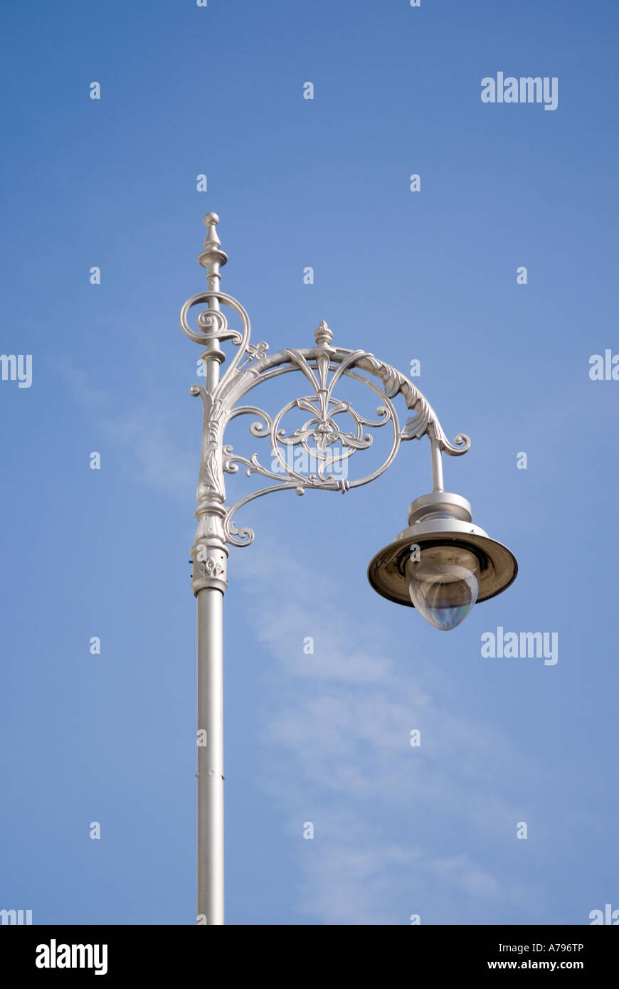 Traditional Lamppost, Dublin, Ireland Stock Photo - Alamy