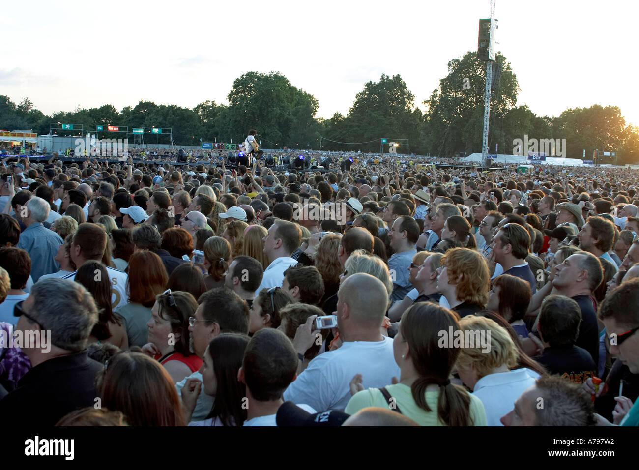 Queen rock band fans hi-res stock photography and images - Alamy