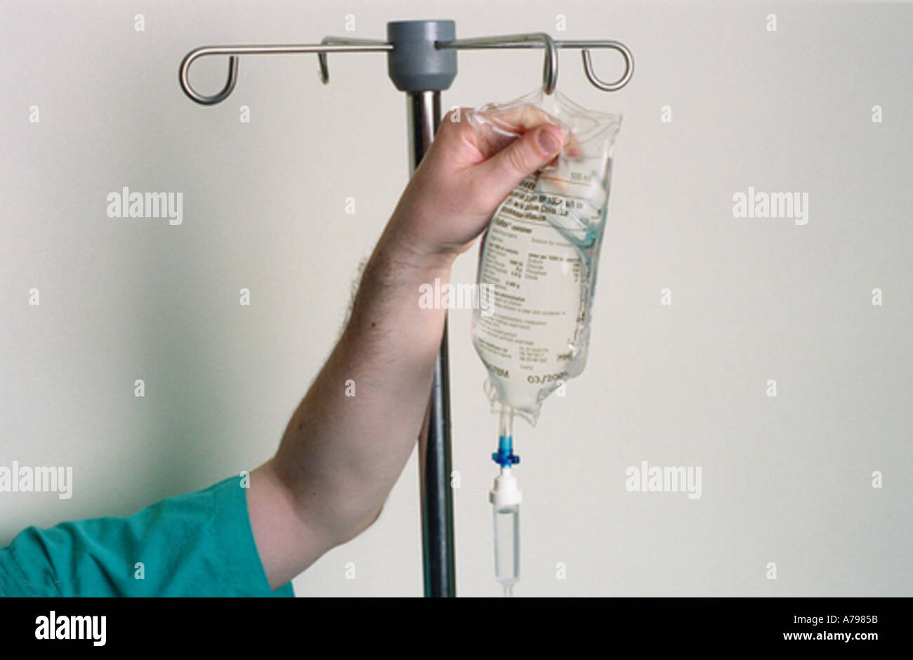 Intravenous infusion hi-res stock photography and images - Alamy