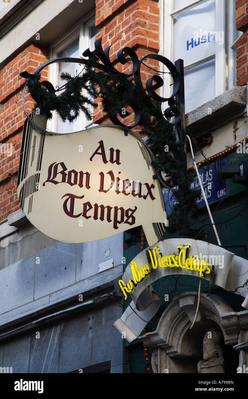 Au Bon Vieux Temps High Resolution Stock Photography and Images - Alamy