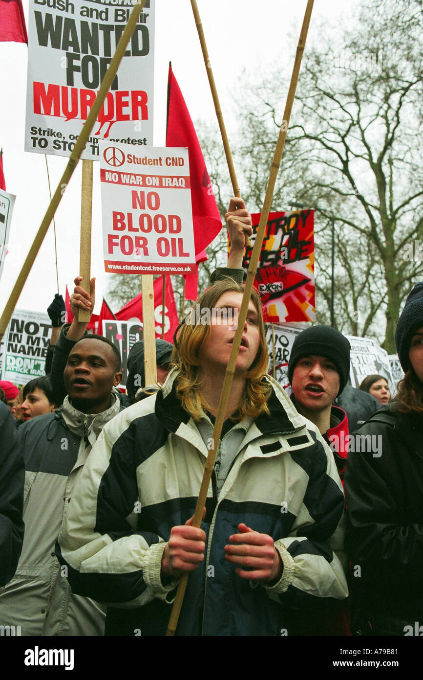 2003 london peace march hi-res stock photography and images - Alamy