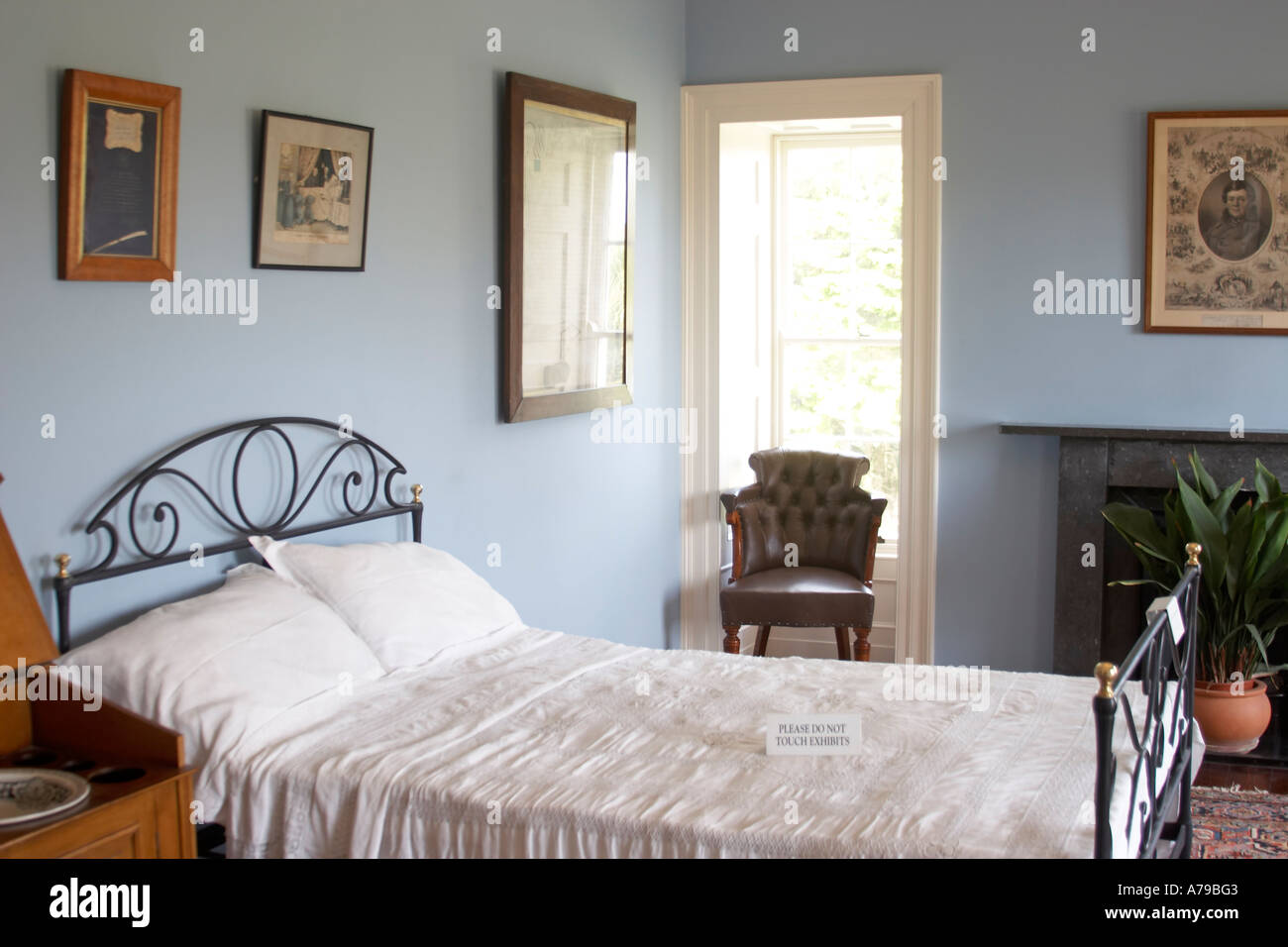 Bedroom in Derrynane House home of Daniel O Connell The Liberator in ...