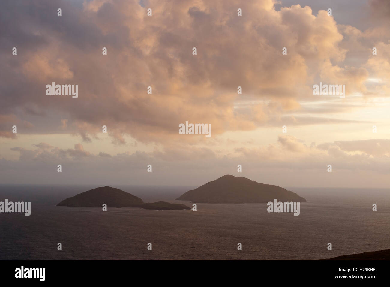 Skellig rock sunrise hi-res stock photography and images - Alamy