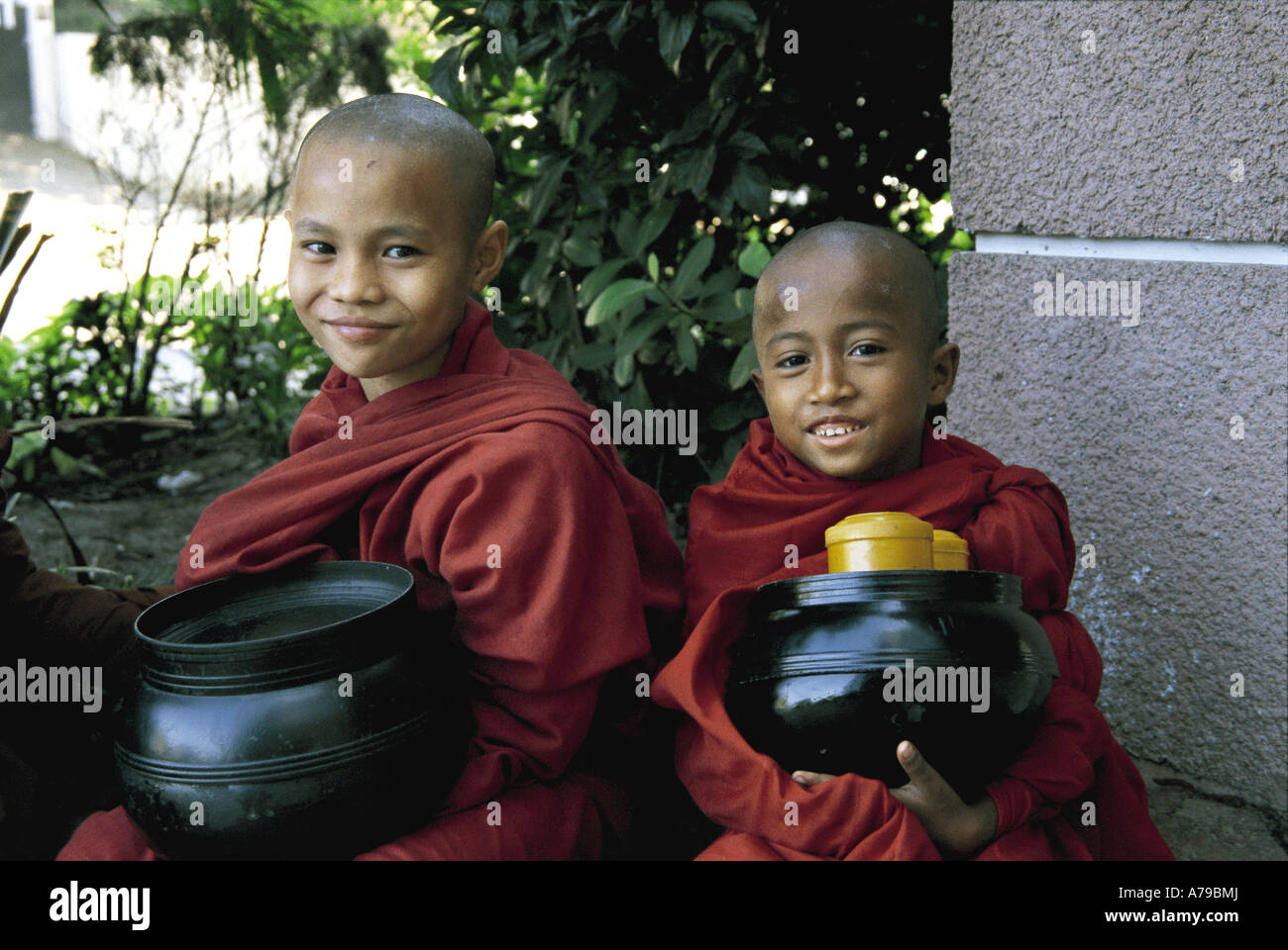 Boy novice monks Yangon Myanmar Stock Photo - Alamy